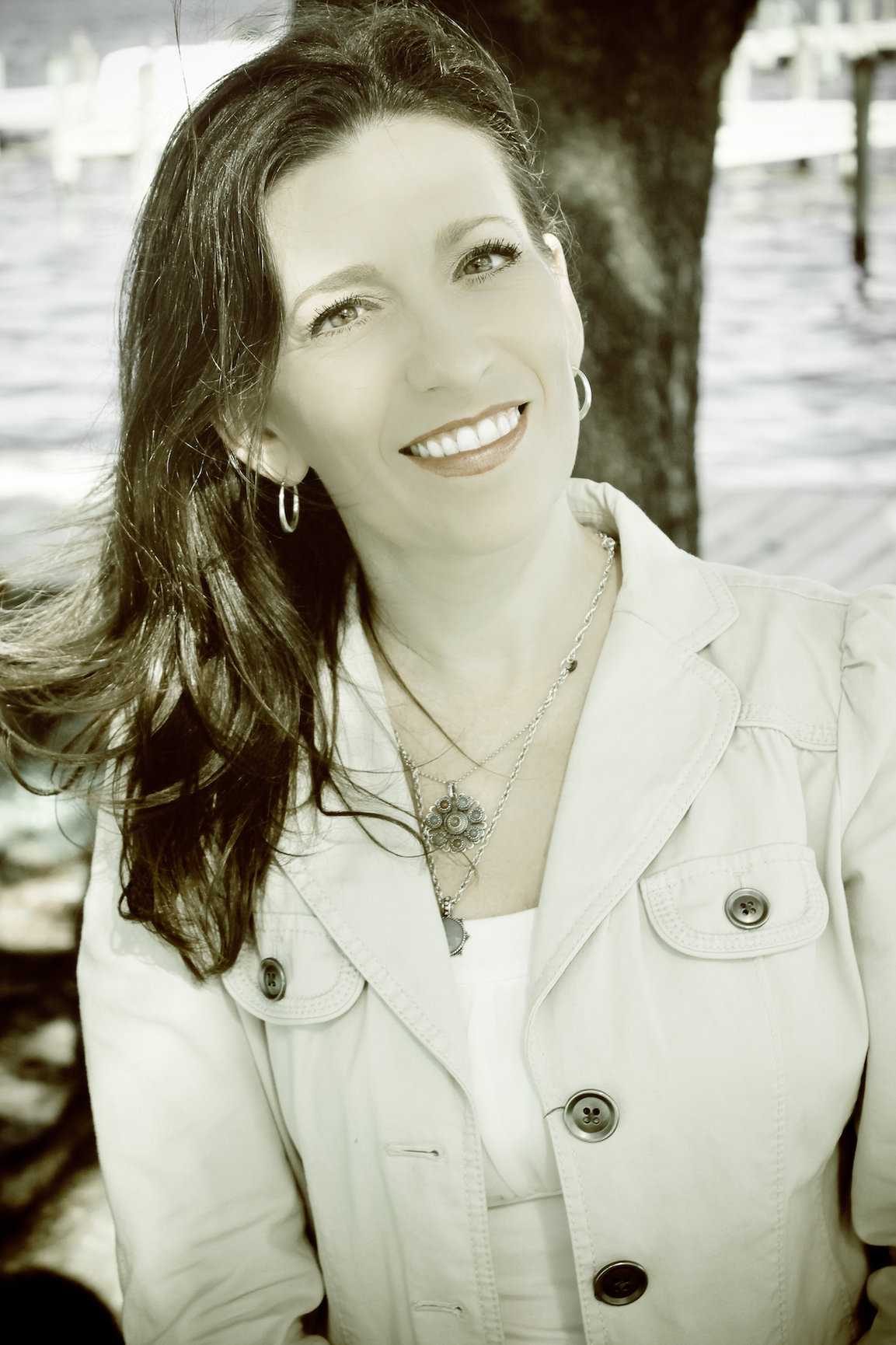 Women Empowerment - Linda Simon Studio