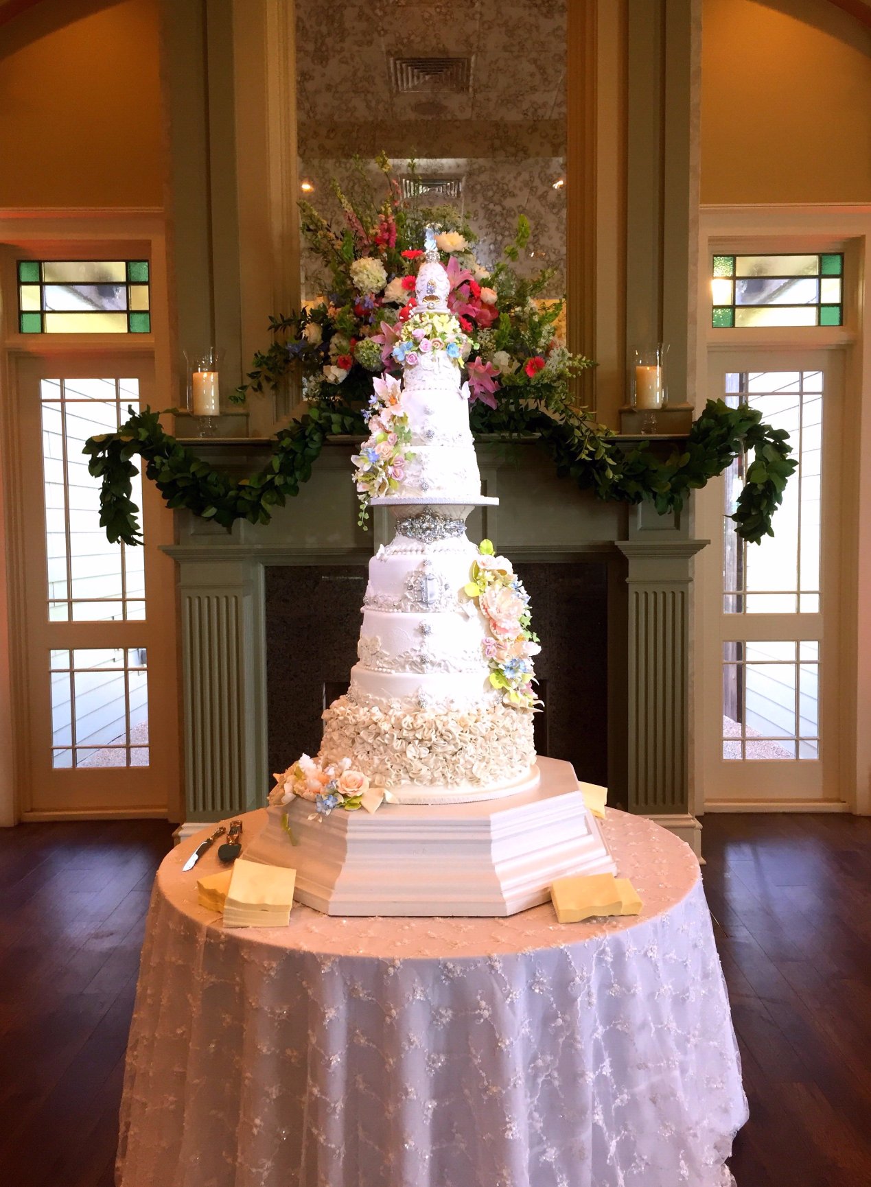 Metropolitan's Bridal Cake Spotlights Showcase the Finest in Bridal ...