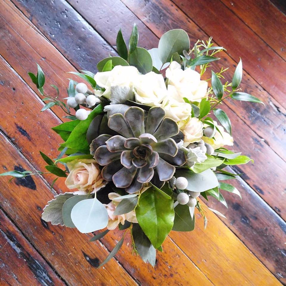 flower arrangements for delivery - NOLA FLORA