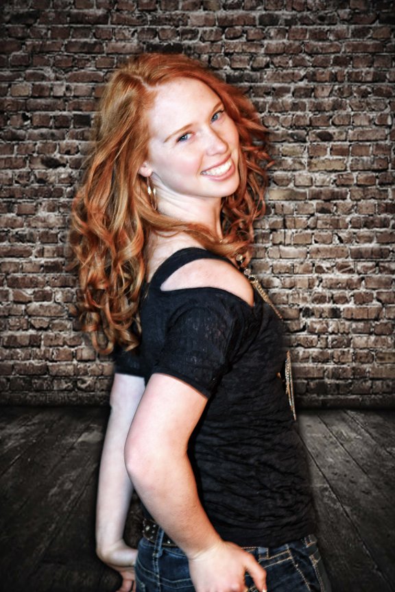 High school senior gallery page | Amber Images Photography