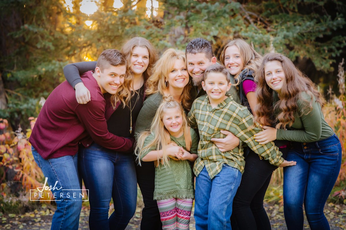 Family Portraits - Barney Family - Josh Petersen Photography