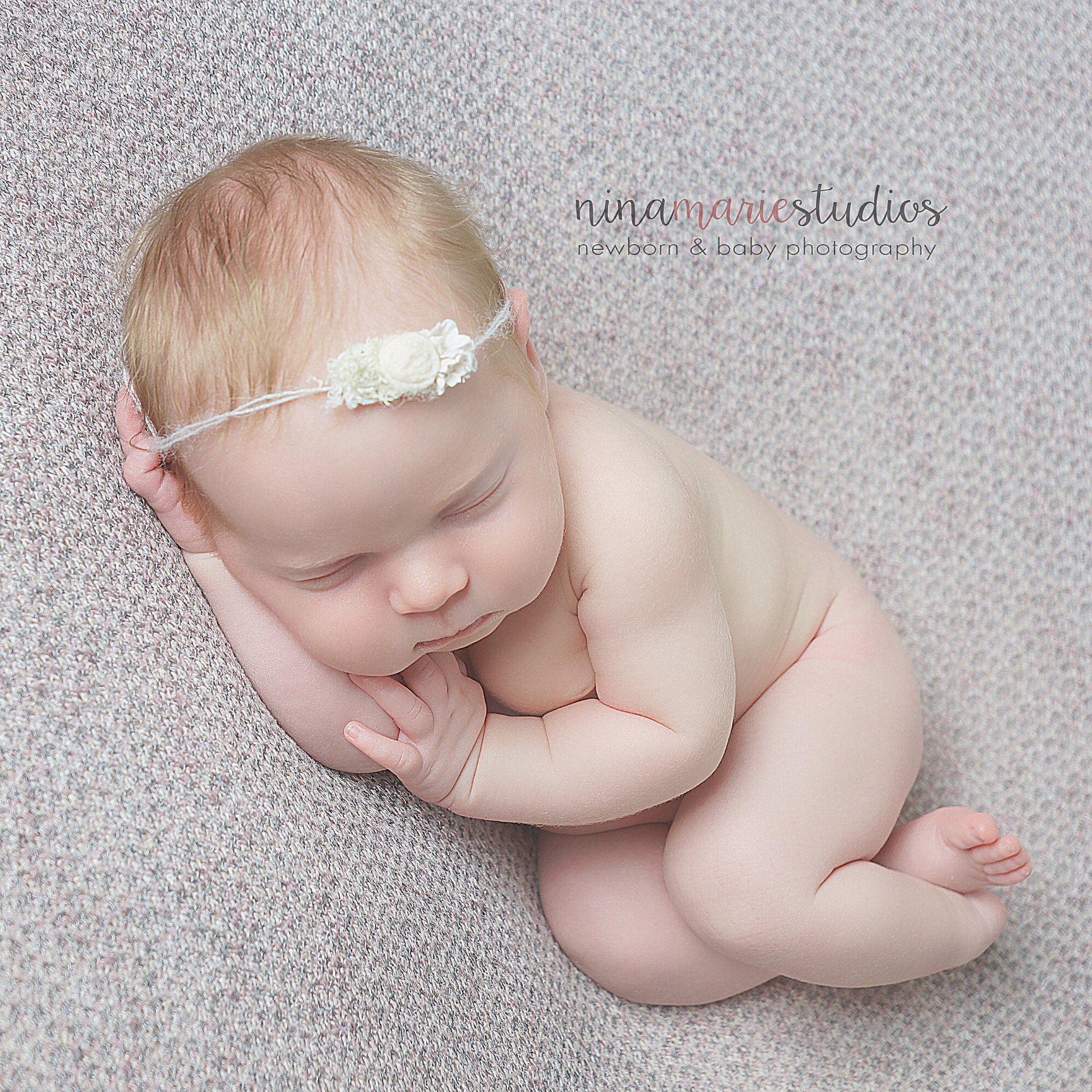 Little Emma // Studio Newborn Photographer