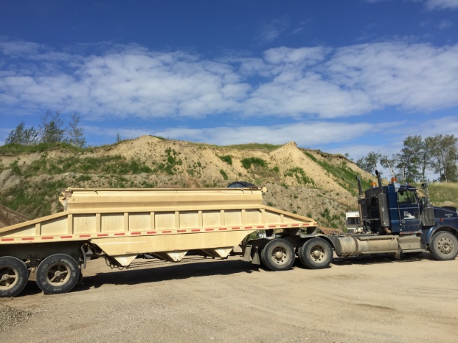 HOME - Hunter Trucking