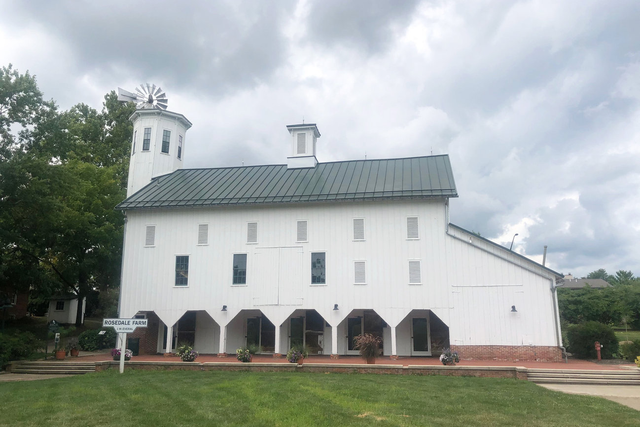 Everal Barn at Heritage Park - Vicki Sands