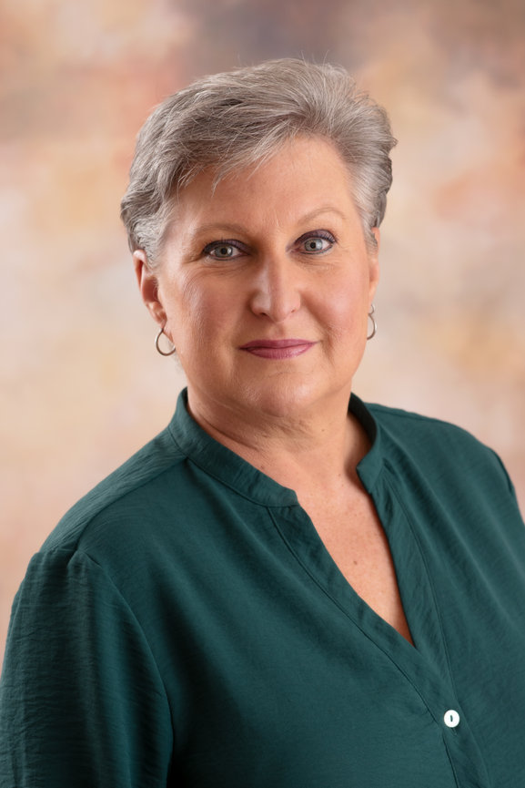 Professional Head Shots - Jackie Romine Photography Inc.