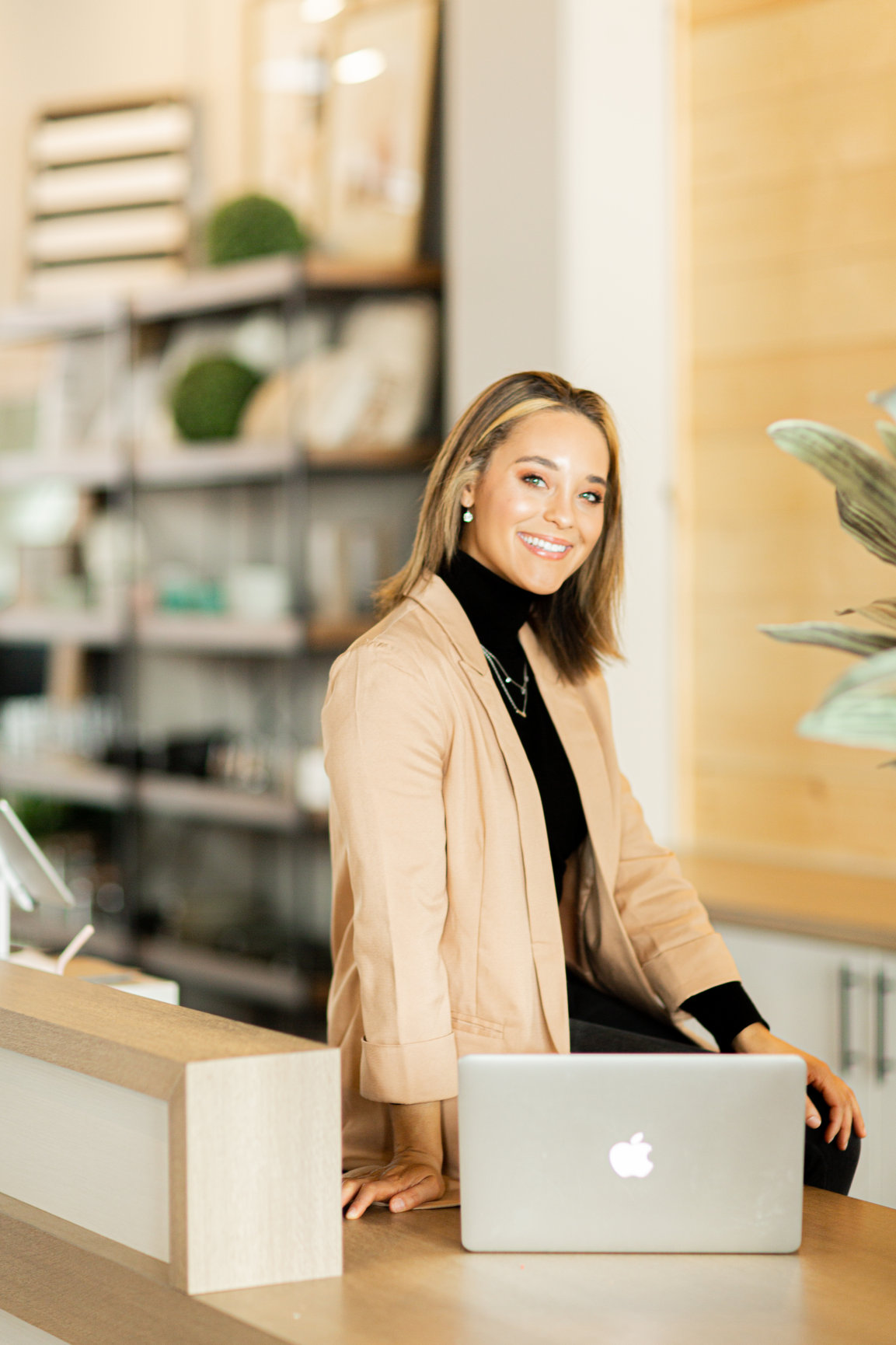 Maggie Sweets Photography | Sioux Falls Headshot Photographer