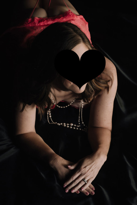 Mrs Is Boudoir Session