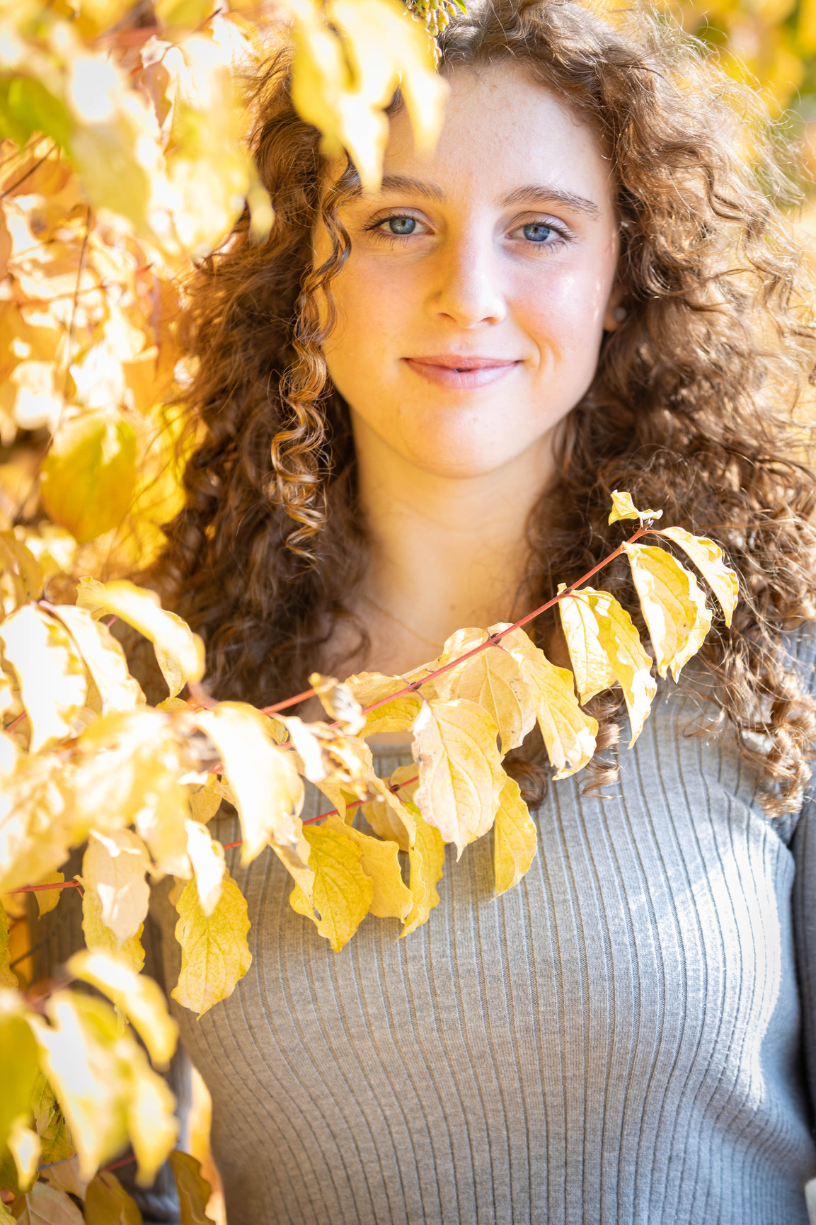 Fiona Class of 2023 - Seattle Wedding and Senior Photographer-Nicki ...
