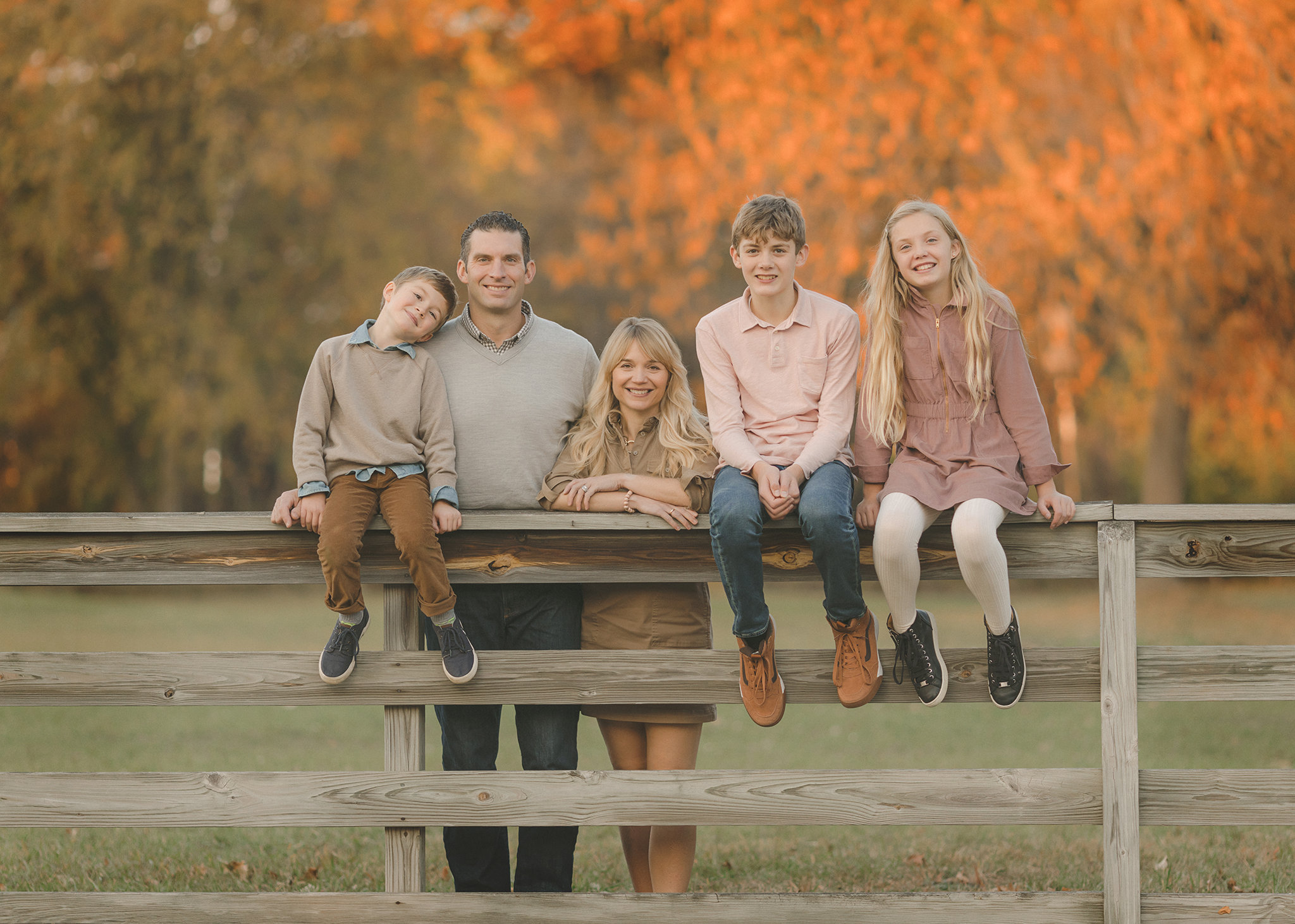 Family Session at Hill Farm in North Oaks, MN