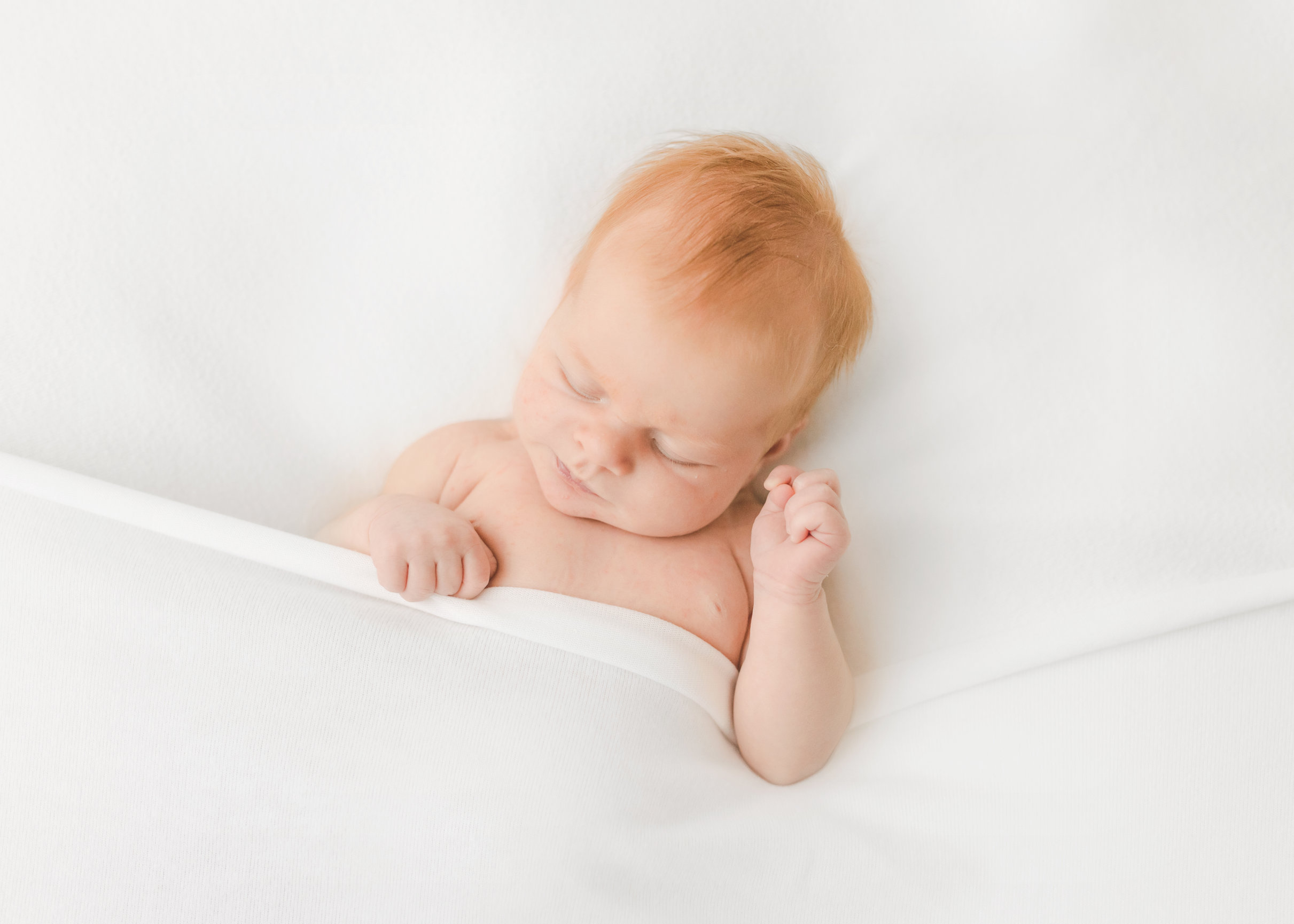 Newborn Photo Safety: Guidelines for a Beautiful Session