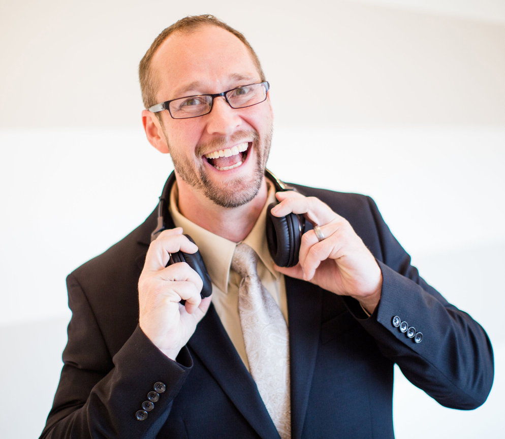 Meet Our DJs | Metropolitan Disc Jockey