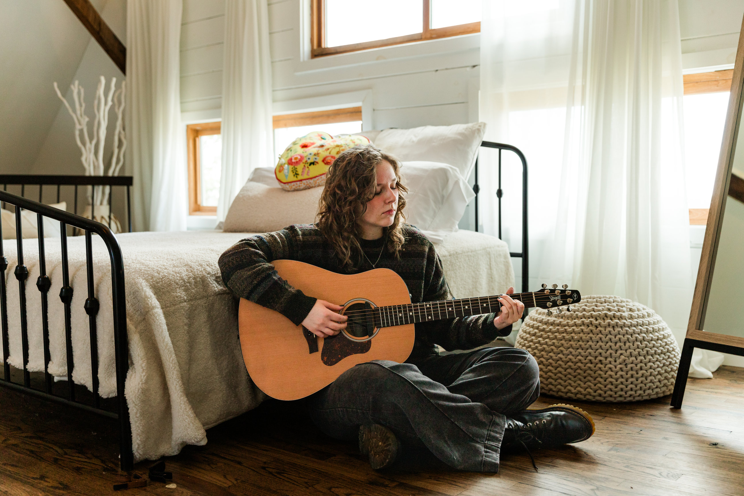 Unveiling New Singer-Songwriter and Debut Track