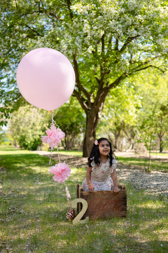 Milestone Sessions | Amanda Andre Photoarts Saskatoon Photographer