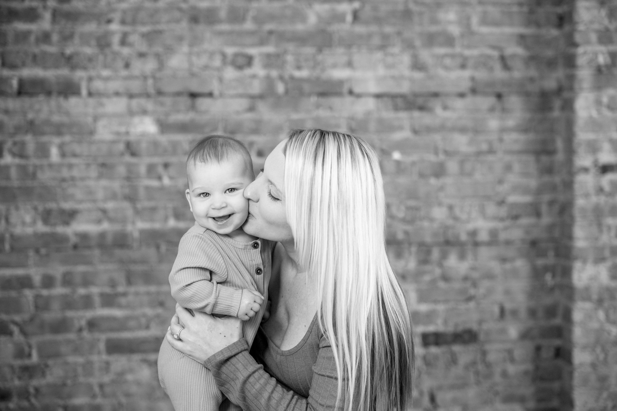 Everything You Need to Know About Mother’s Day Mini Sessions - Martina ...