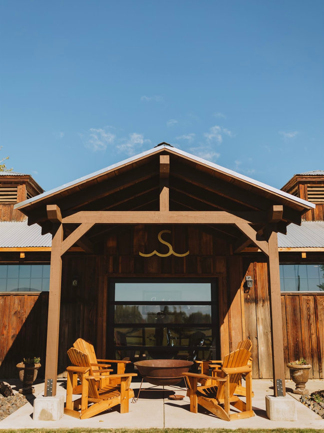 THE STABLE SUITES-Bride & Groom Headquarters - Sweetwater Ranch