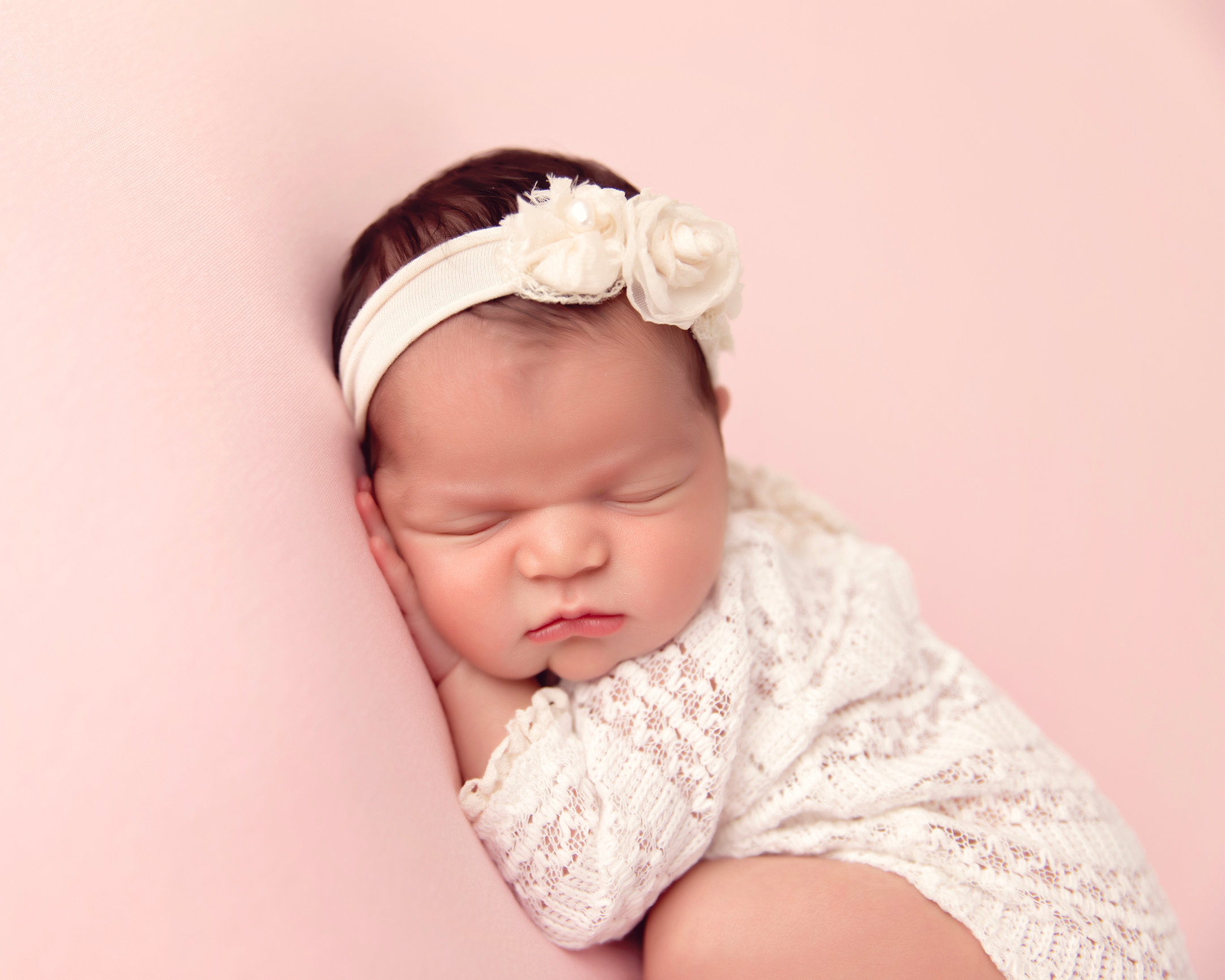 Newborn Baby Photography in Los Angeles by Maxine Evans Newborn Baby Photography in Los Angeles by Maxine Evans