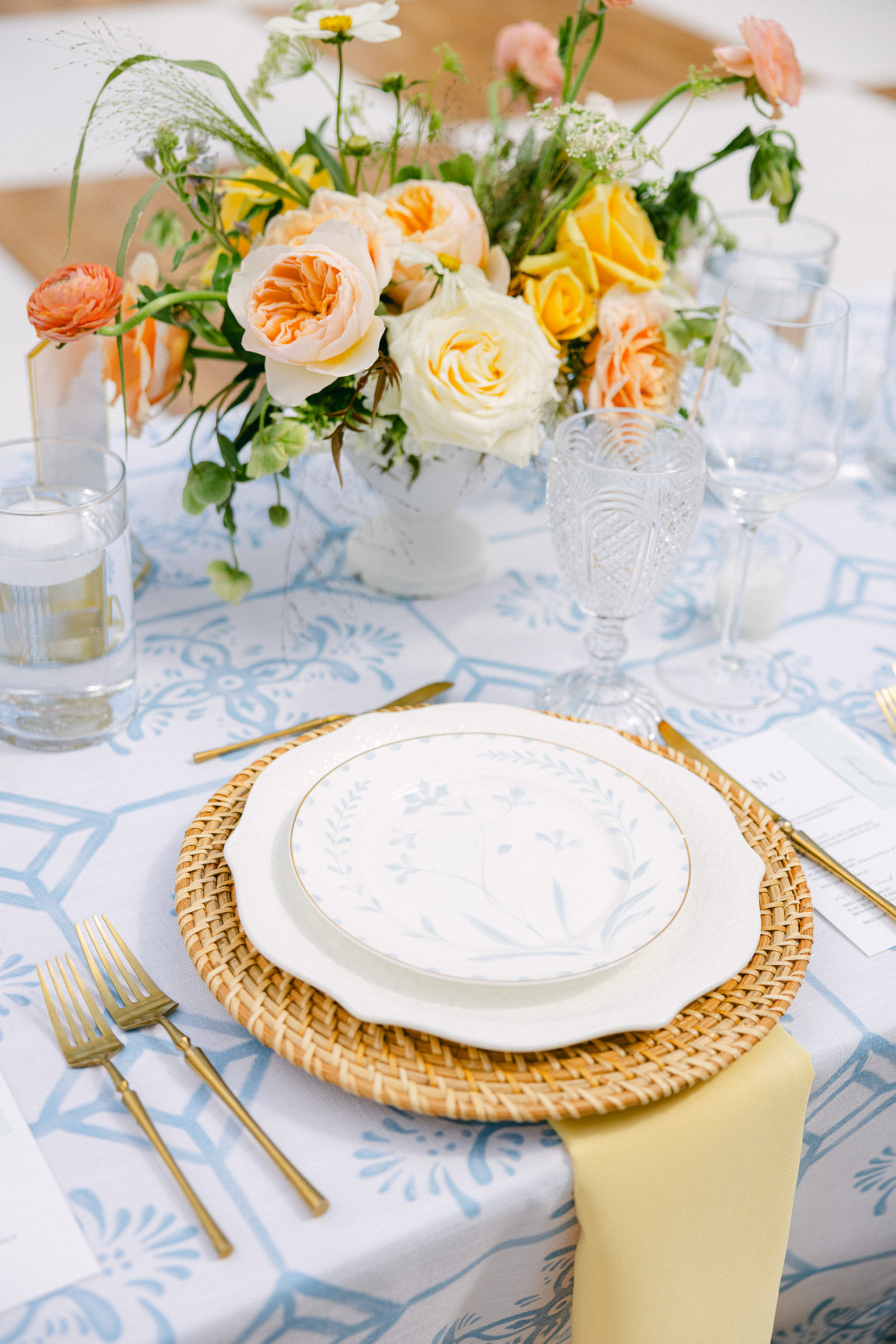 Old Wide Awake Summer Wedding - Ava Moore Photography