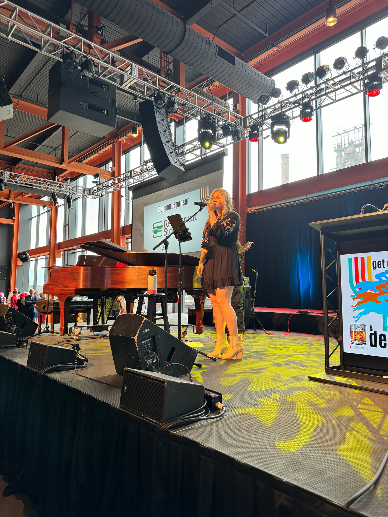 LLS-Visionary of the Year - Elaine Zelker Photography