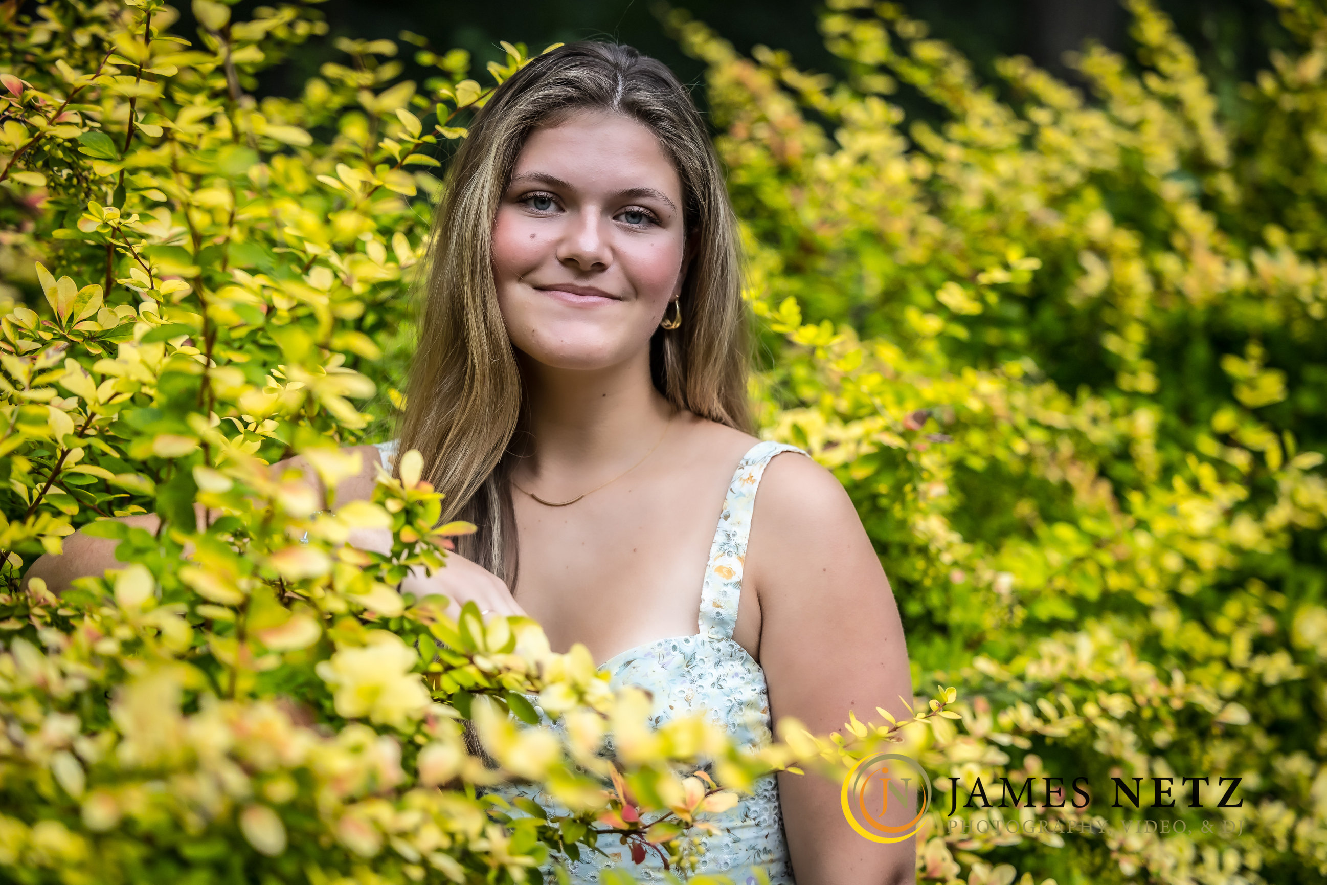 Mackenzie Senior Portraits - James Netz Photography