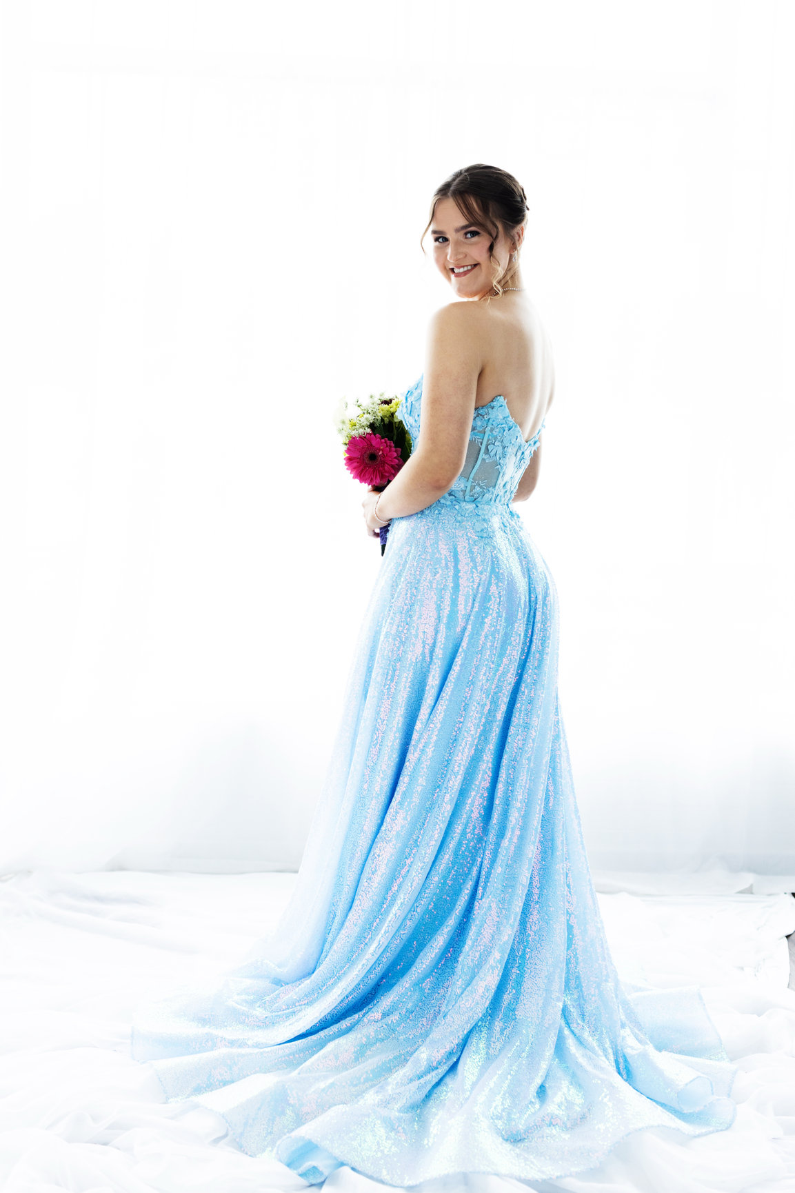 A Guide to Finding the Perfect Prom Dress: Color, Hairstyle, and ...