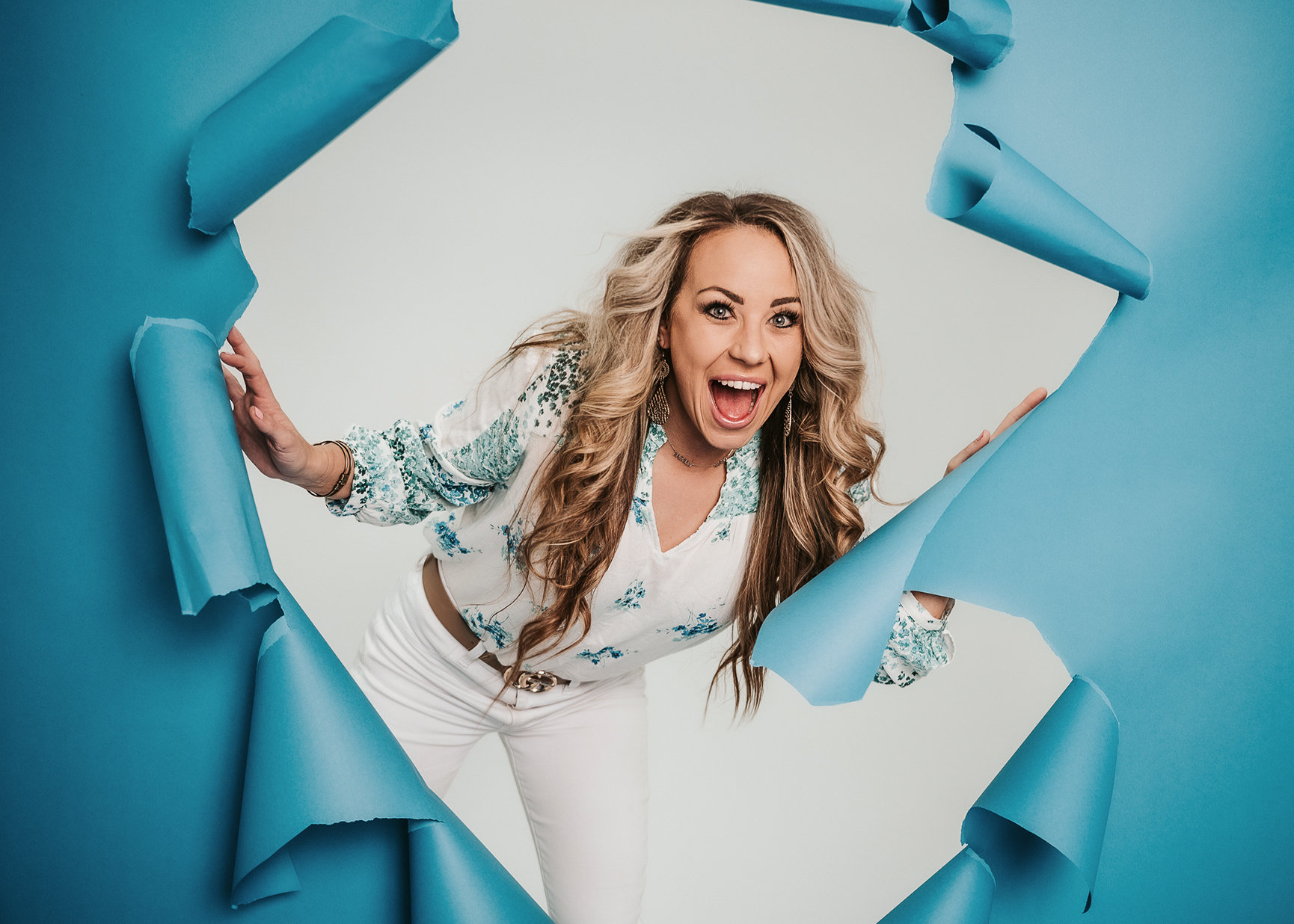 JME Studios | Portrait Photographer | ALL OF TEXAS + WORLDWIDE TRAVEL