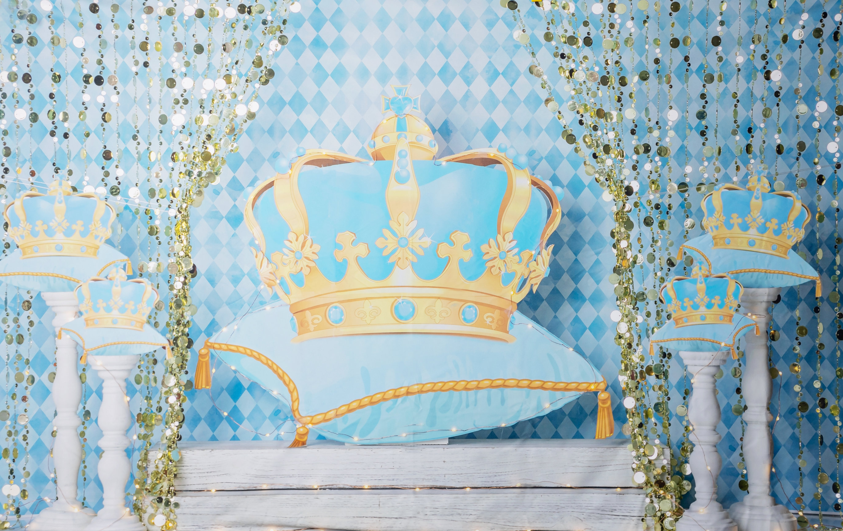 Brampton and Caledon Cake Smash Photographer - Signature Backdrops ...