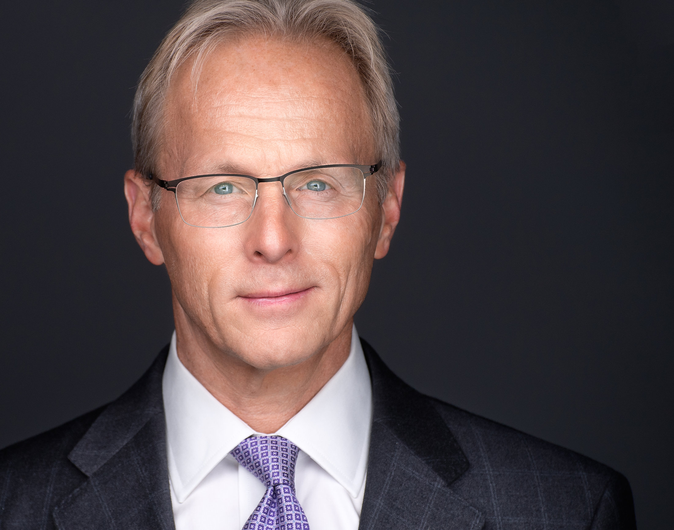 HEADSHOTS - Beth Madison headshots