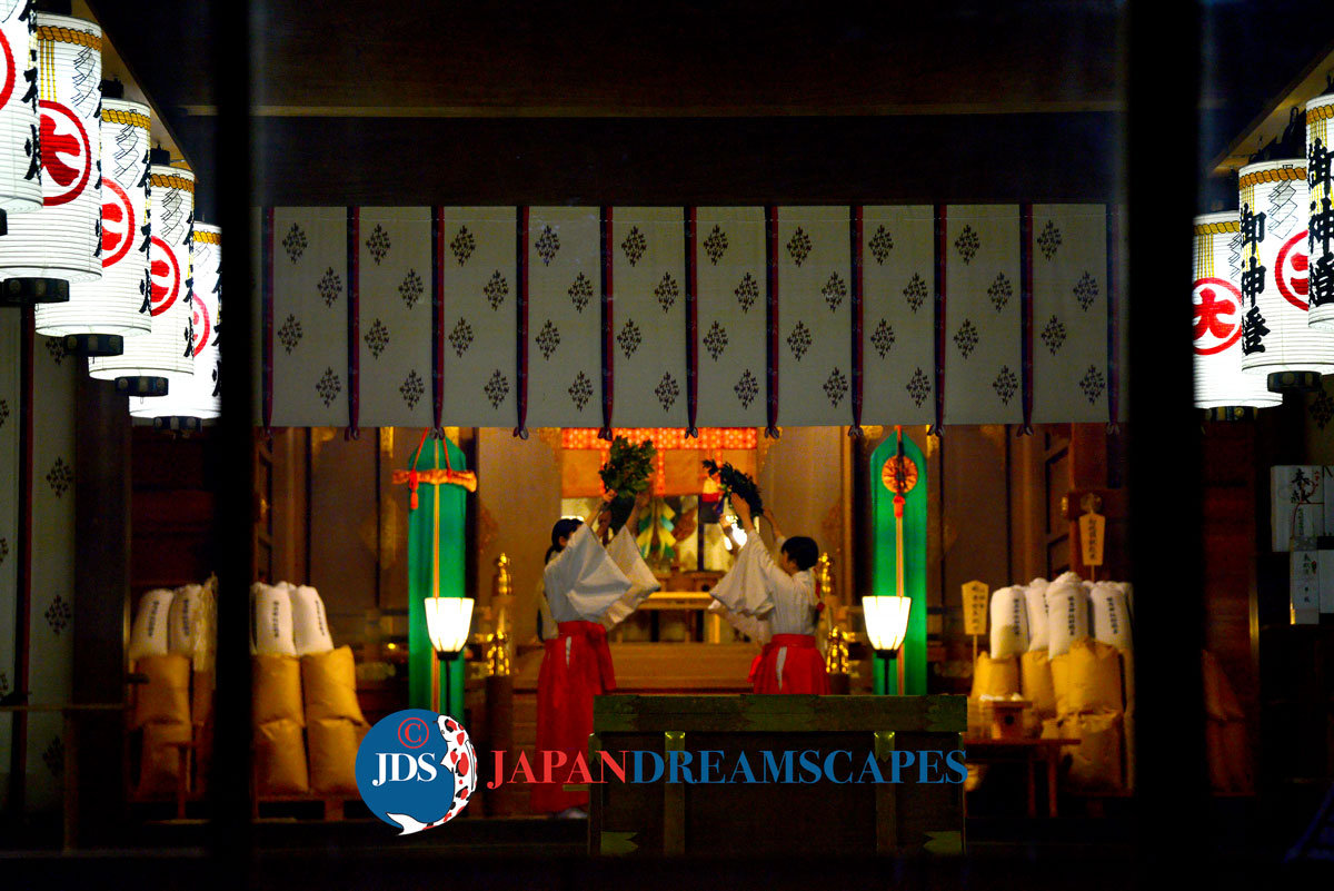 Autumn Leaves - Sacred Ancient Ceremonies Japan - JAPAN DREAMSCAPES